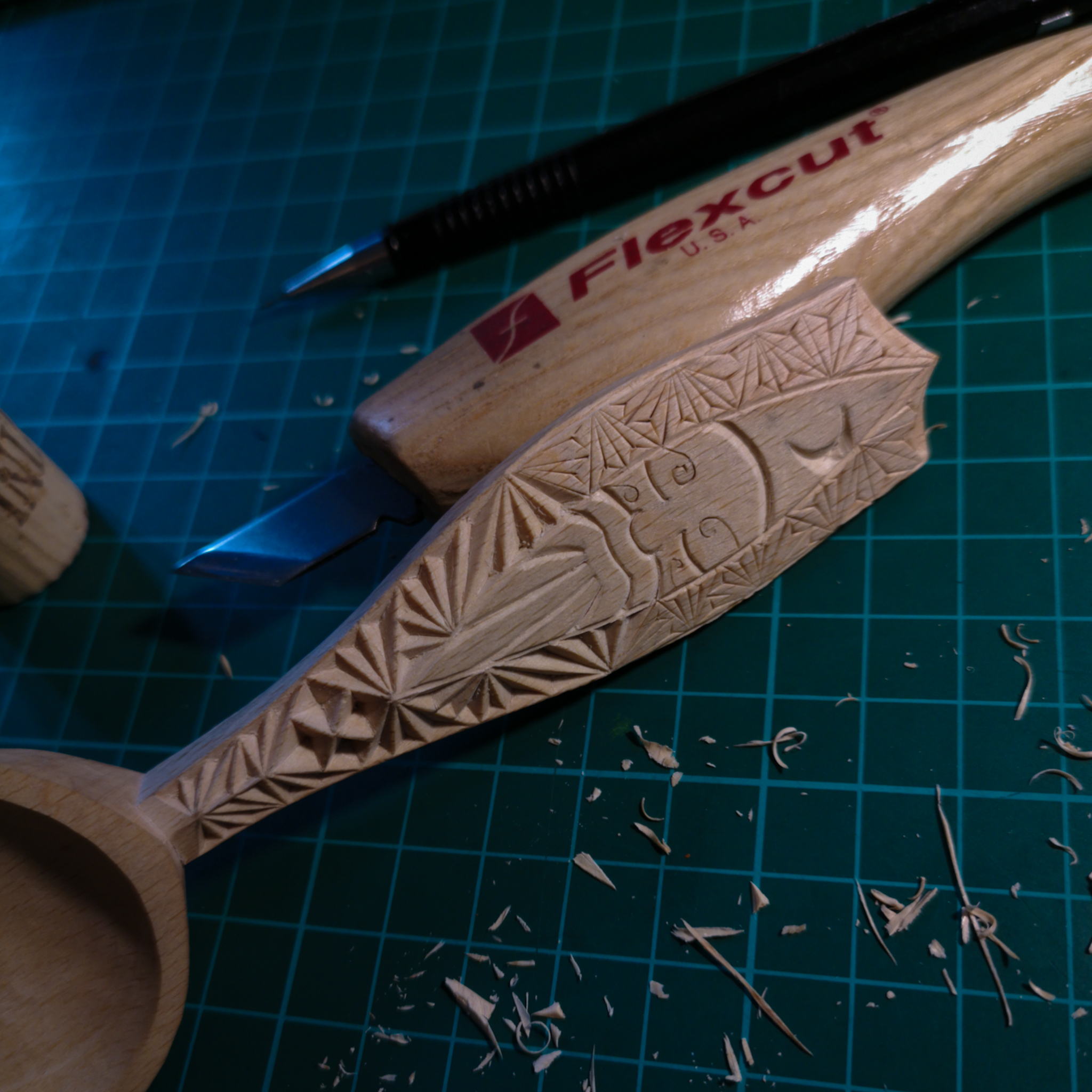 Wood carving tools and Bushcraft - Flexcut Tool Company